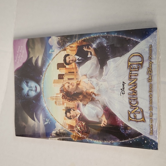 Disney | Other | Nwt Disney Enchanted Junior Novel Mini Book Copack ...